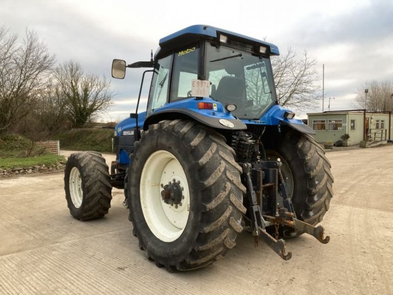 New Holland 8870 - WH Bond & Sons Ltd