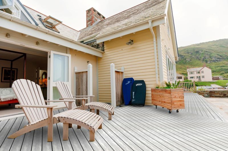 New Apex Composite Decking - WH Bond & Sons Ltd